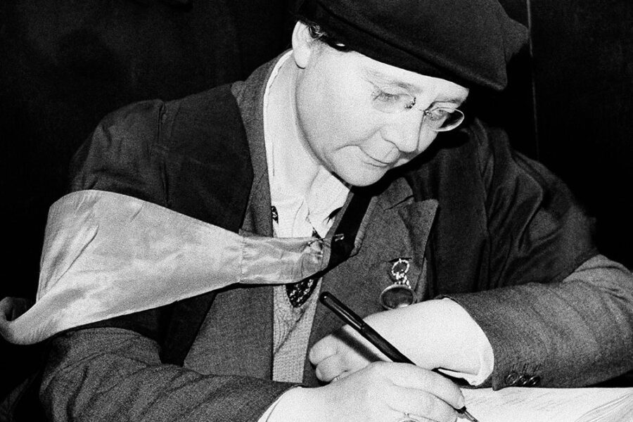 The Curious Case Of Dorothy L. Sayers - Quizlit